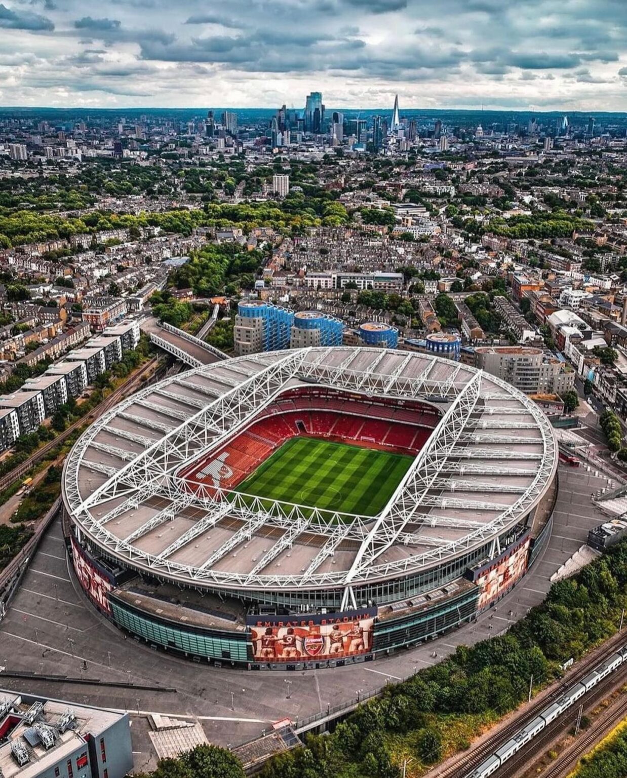 EMIRATES STADIUM | BG LIFE UK