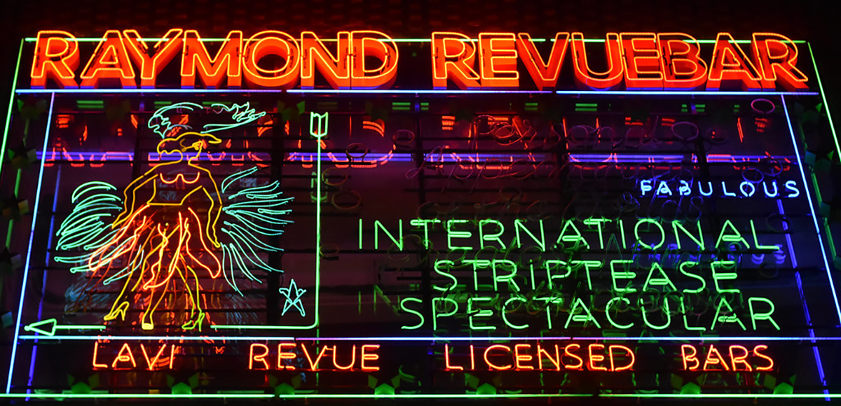 THE RAYMOND REVUEBAR | BG LIFE UK